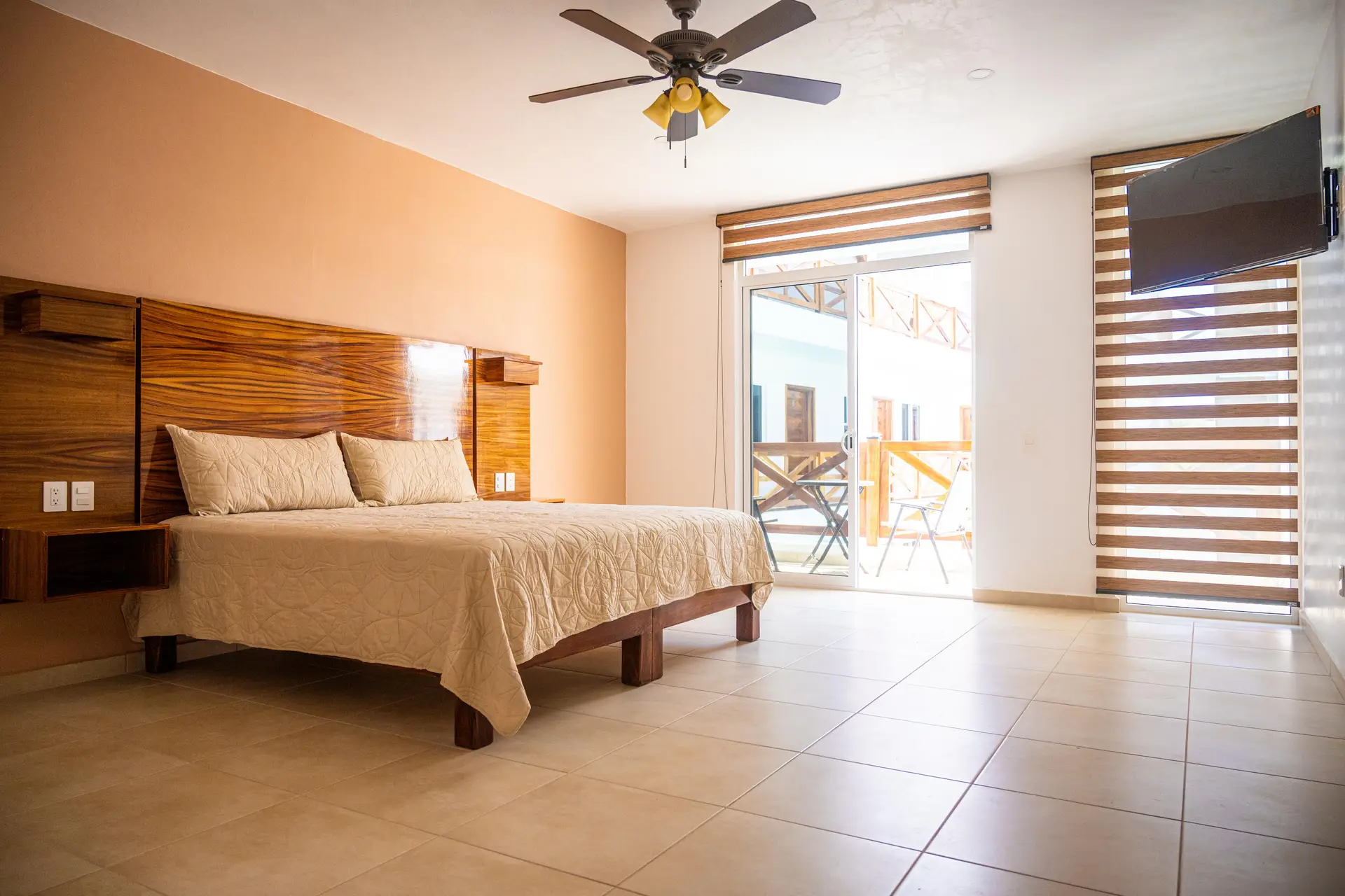 Sobre Nosotros - Hotel Canto de Mar